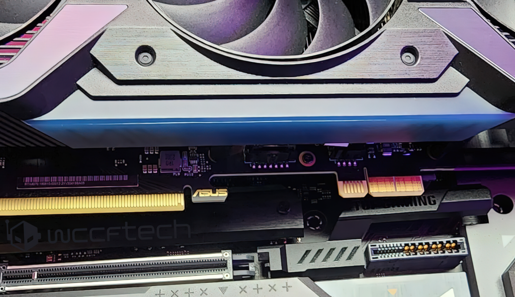 El conector de alimentación de la GPU inalámbrico de 600 W por ciento ...